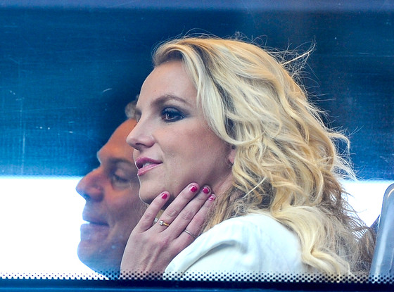 Britney Spears Almost Wardrobe Malfunction Flashes Side Boob In